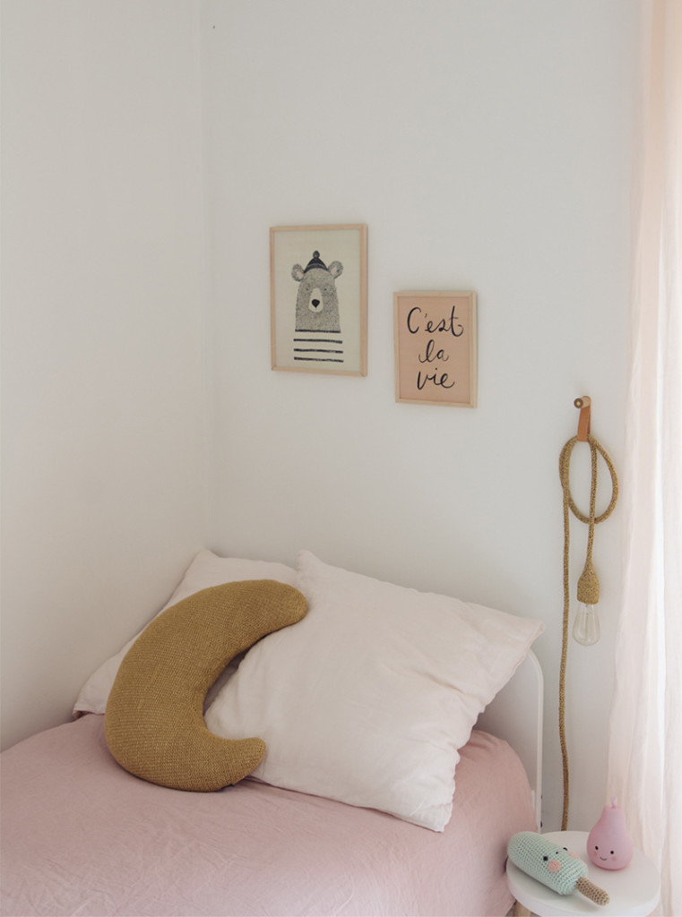 A graceful and calm girls' room - by Kids Interiors