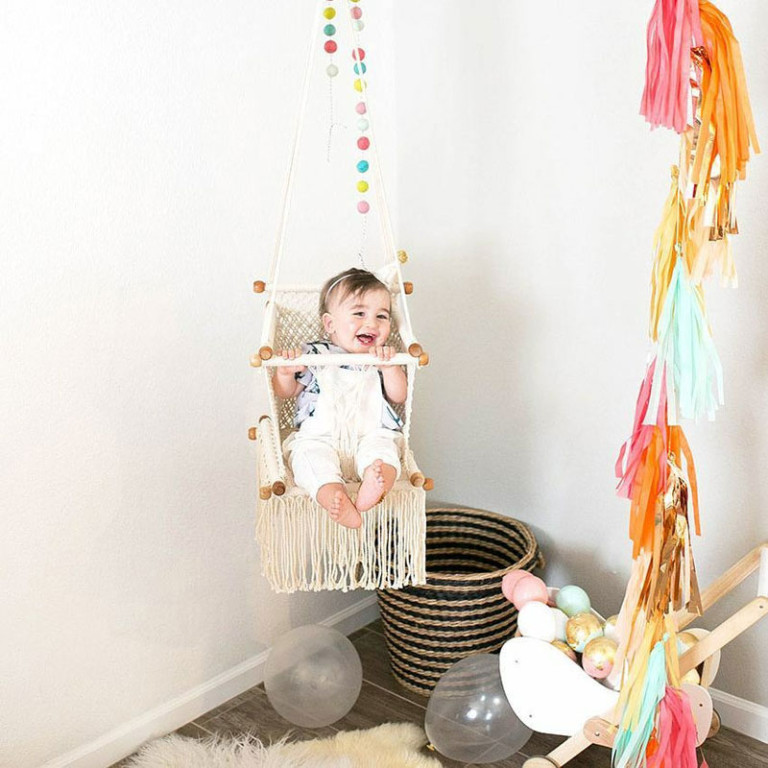 Macramé in Kids Interiors - wallhangings, mobiles, swings..